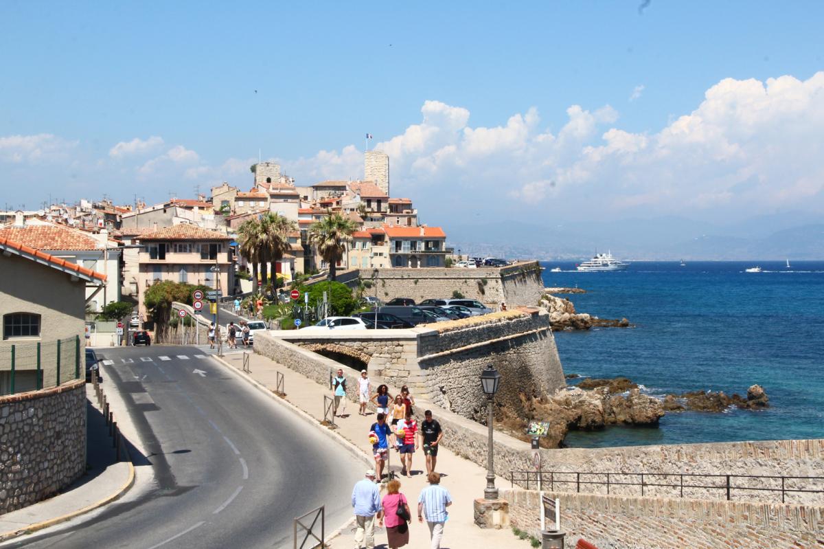 Discover the French Riviera | 3-Star Hotel Nice at the Best Price